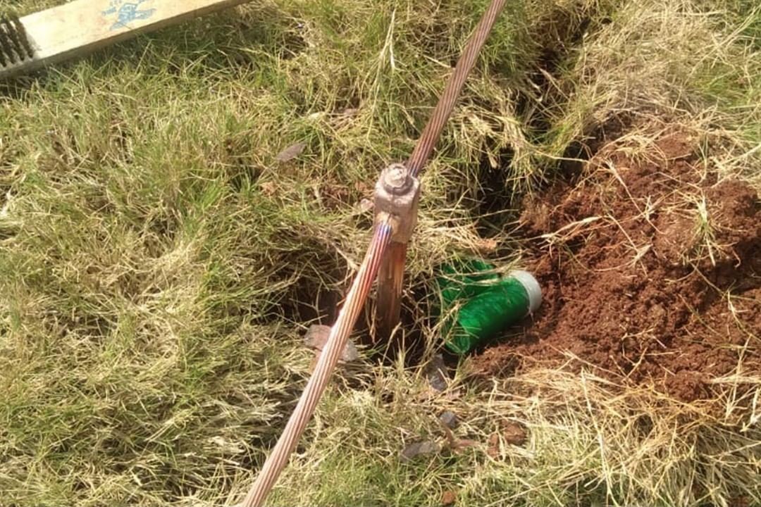 Tahanan Grounding (Pembumian) Maksimal Sesuai PUIL - Pusat Petir